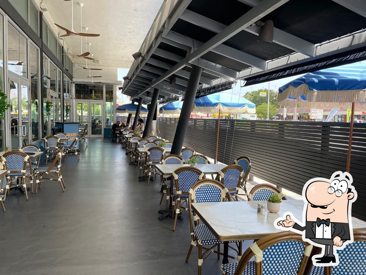 Grand Cafe Aventura in Miramar - Restaurant reviews