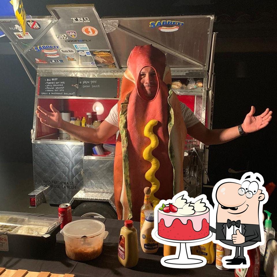 Smiley's Hot Dogs in Westlake Village - Restaurant menu and reviews