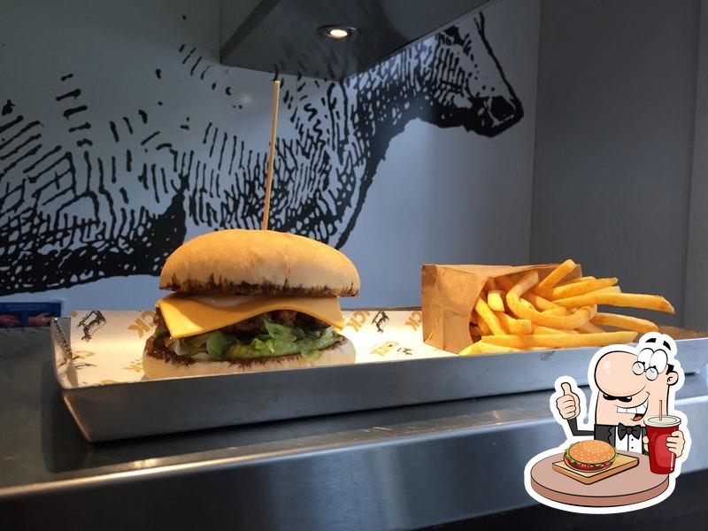CHUCK BURGER in The Blue Mountains - Restaurant menu and reviews