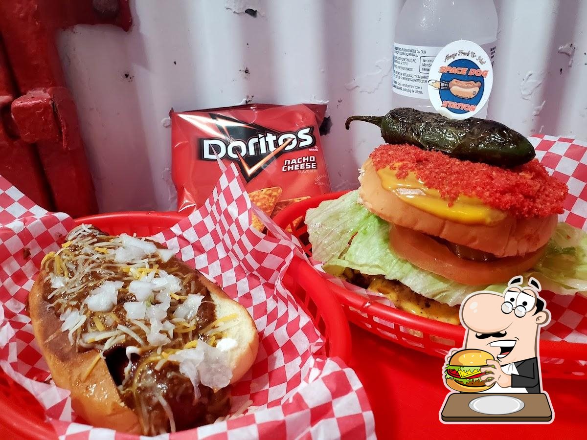 Comida rápida Space Dog Station, Brownsville - Carta del restaurante y ...
