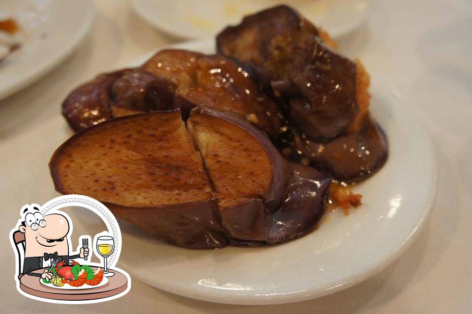 Don Mee in Victoria - Restaurant menu and reviews