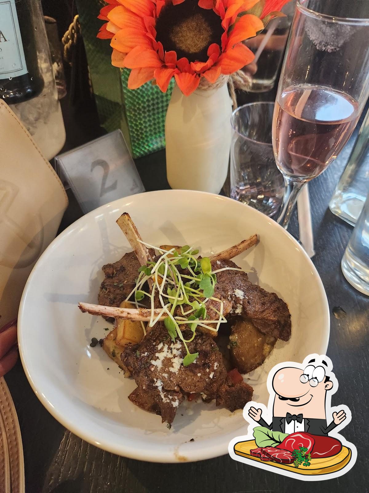Lloyds Food, 501 E 61st St in Chicago - Restaurant menu and reviews