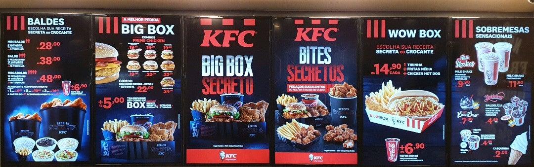 Menu em KFC restaurante, São Gonçalo, Av. São Gonçalo