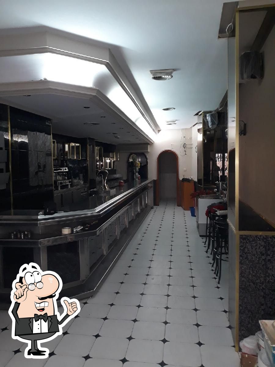 Bar hamburgeseria piccolo in Pozo Alcón - Restaurant reviews