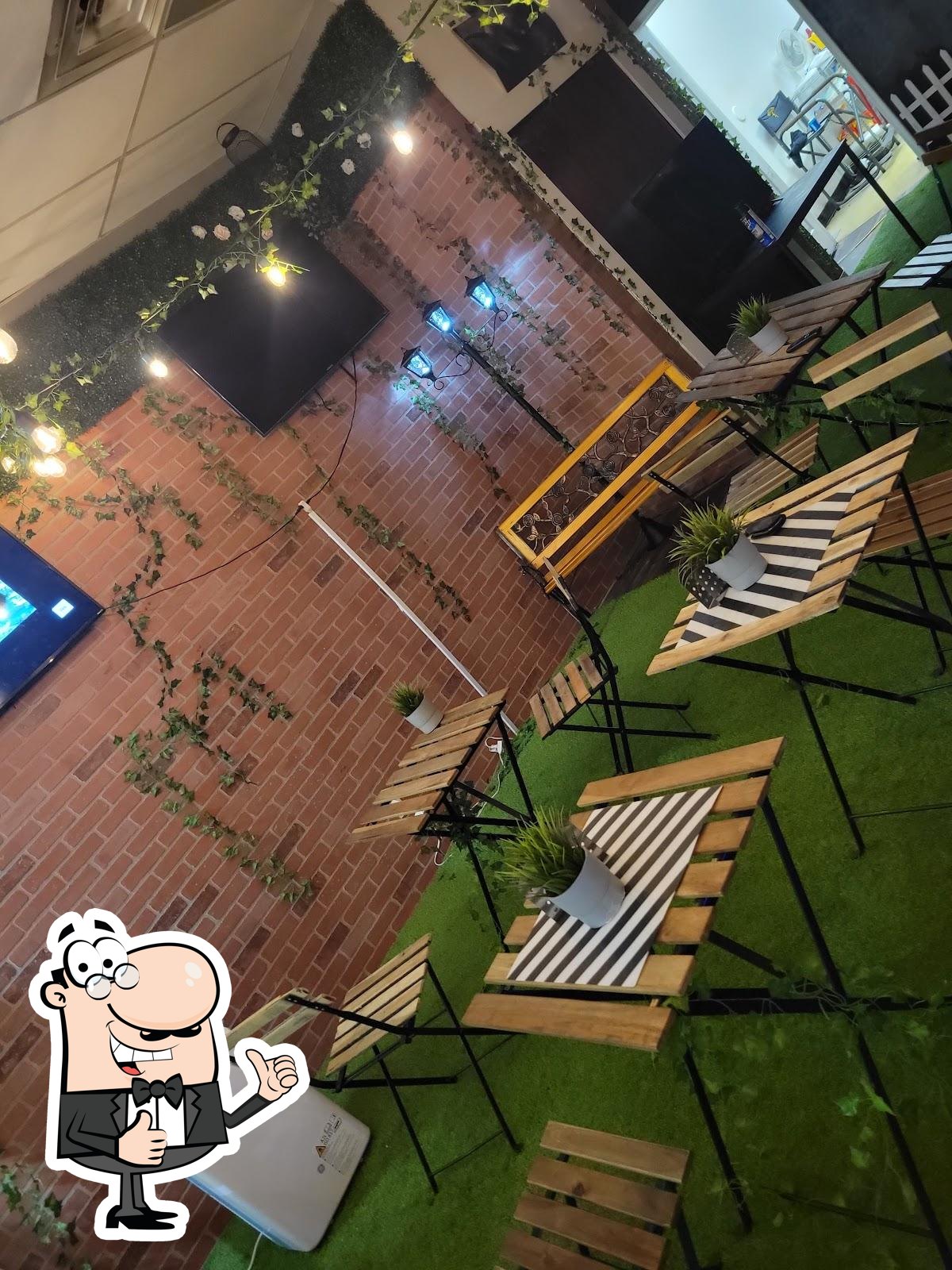 Cali's Corner in Florissant - Restaurant menu and reviews