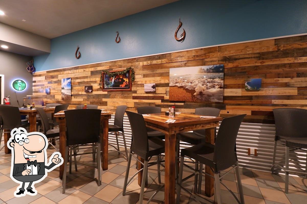 Umekes Fish Market Bar & Grill, Kailua-Kona - Restaurant menu, prices ...