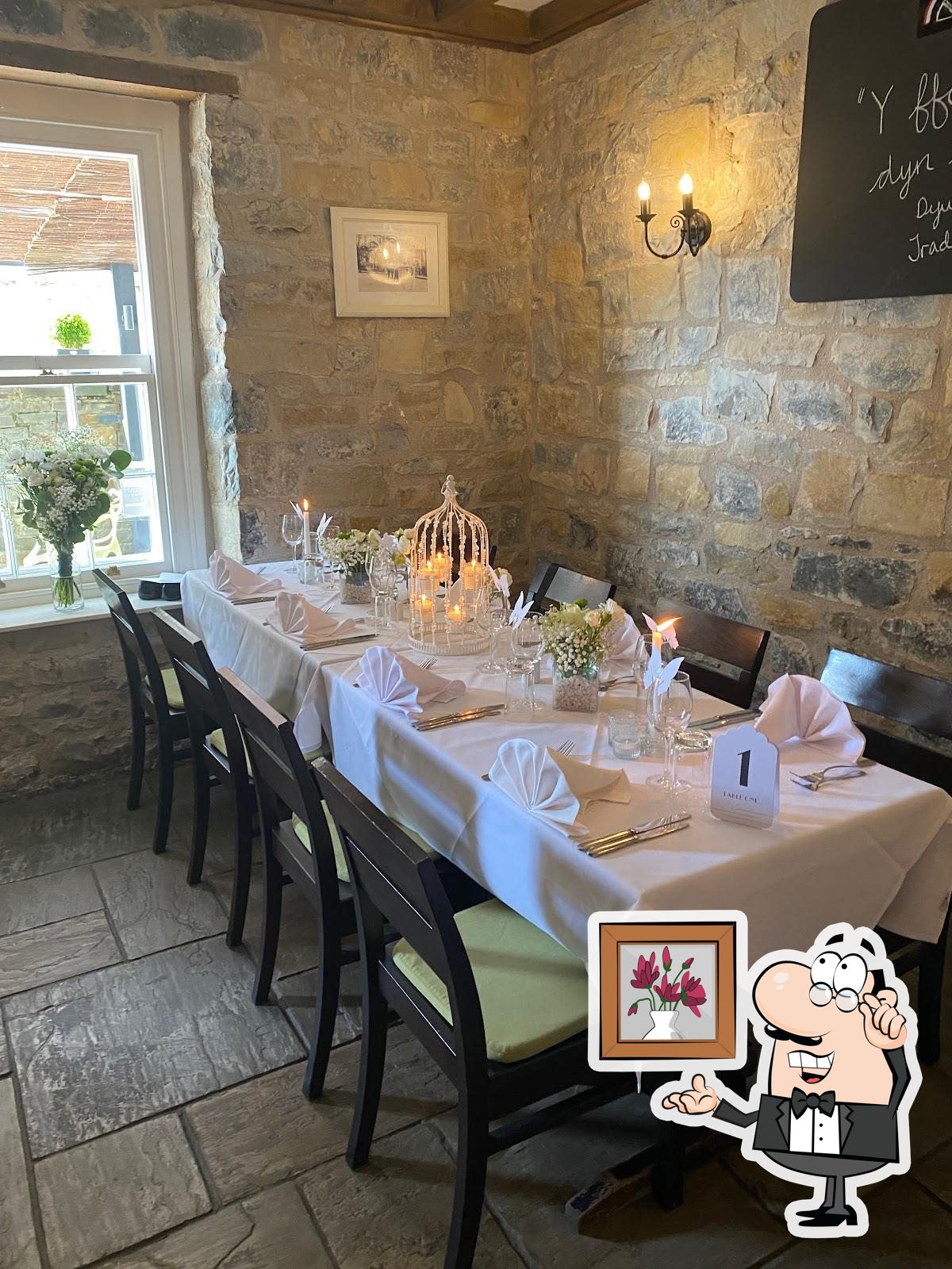 IL Vecchio Ristorante, Bridgend - Restaurant menu, prices and reviews