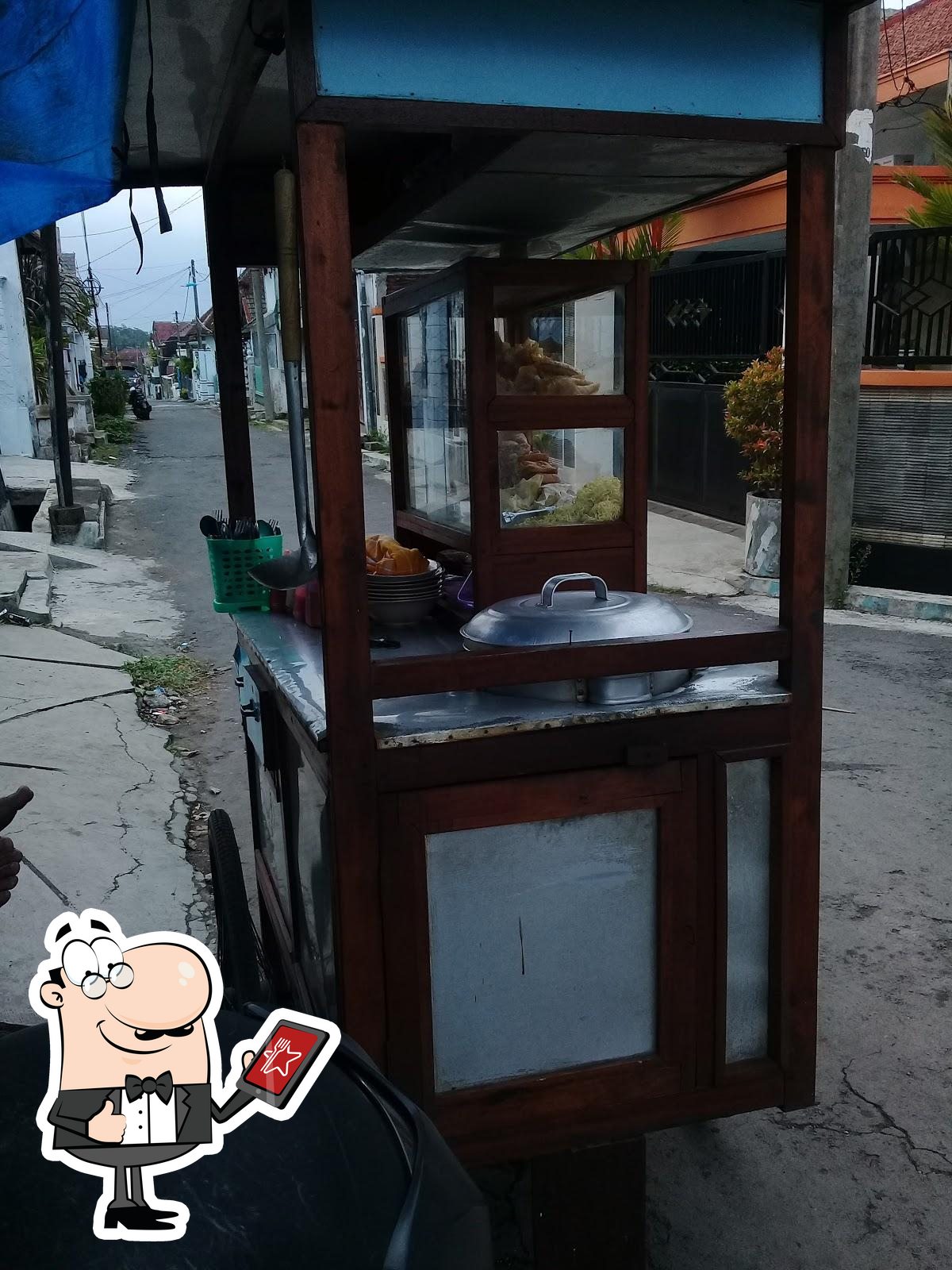 Kasiadi Bakso restaurant, Dampit