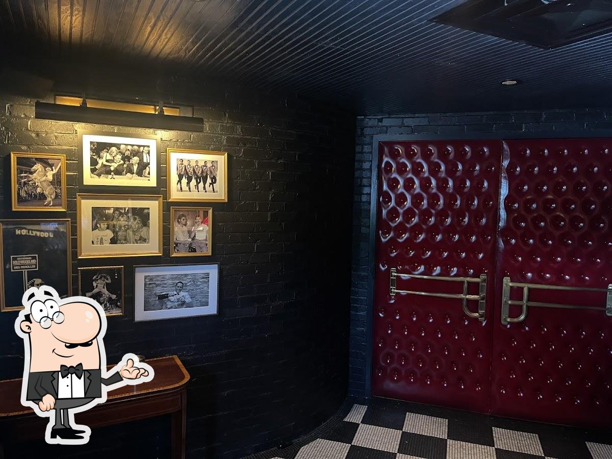 Drake's Hollywood, Dallas - Restaurant menu, prices and reviews
