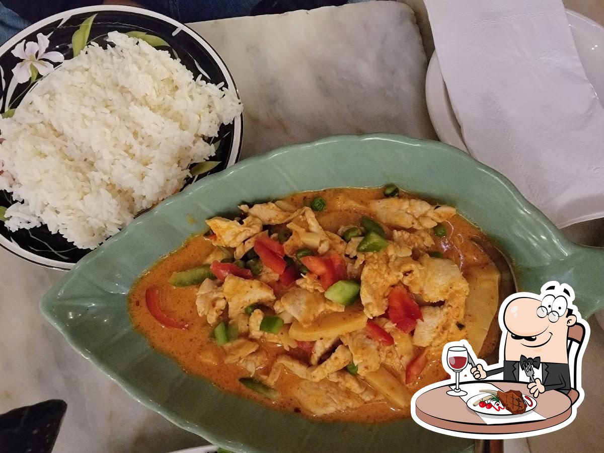 Lil Chef Mama (Thai Sliders & Co.) in New York City - Restaurant menu ...
