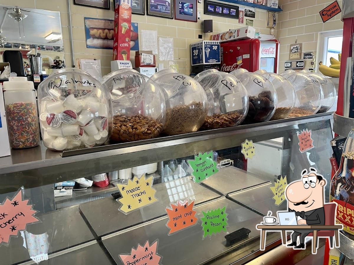 Bonnie Doon Drive-In, Mishawaka - Restaurant menu, prices and reviews