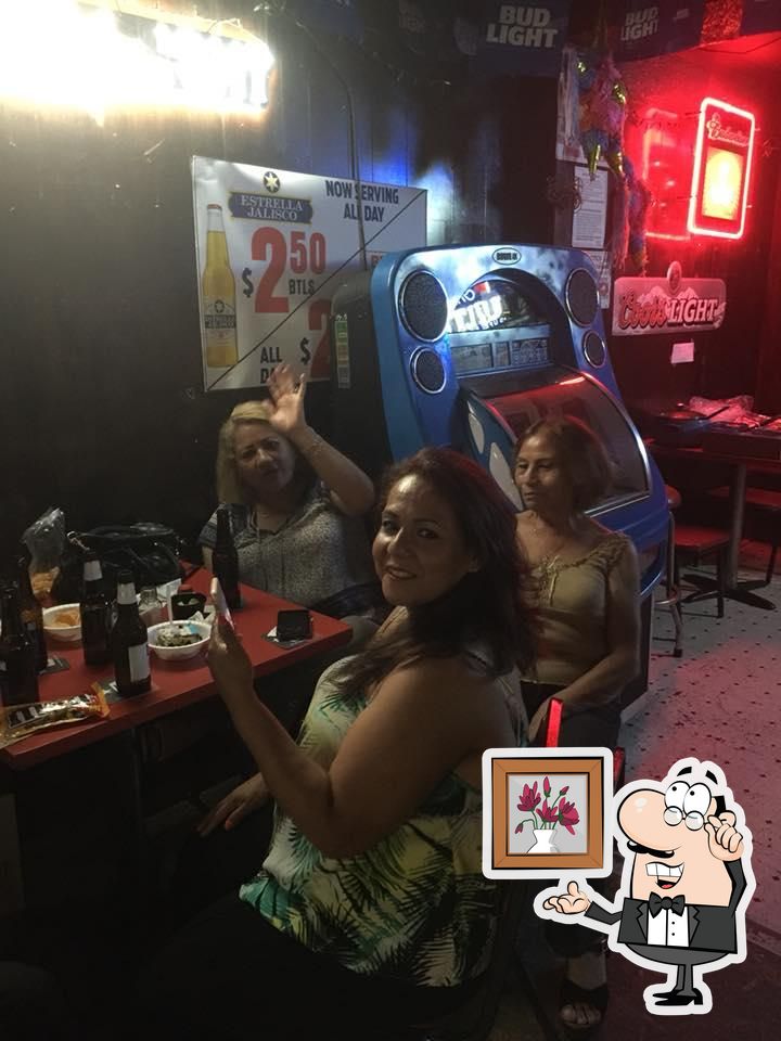 Calico Bar in El Paso - Restaurant reviews