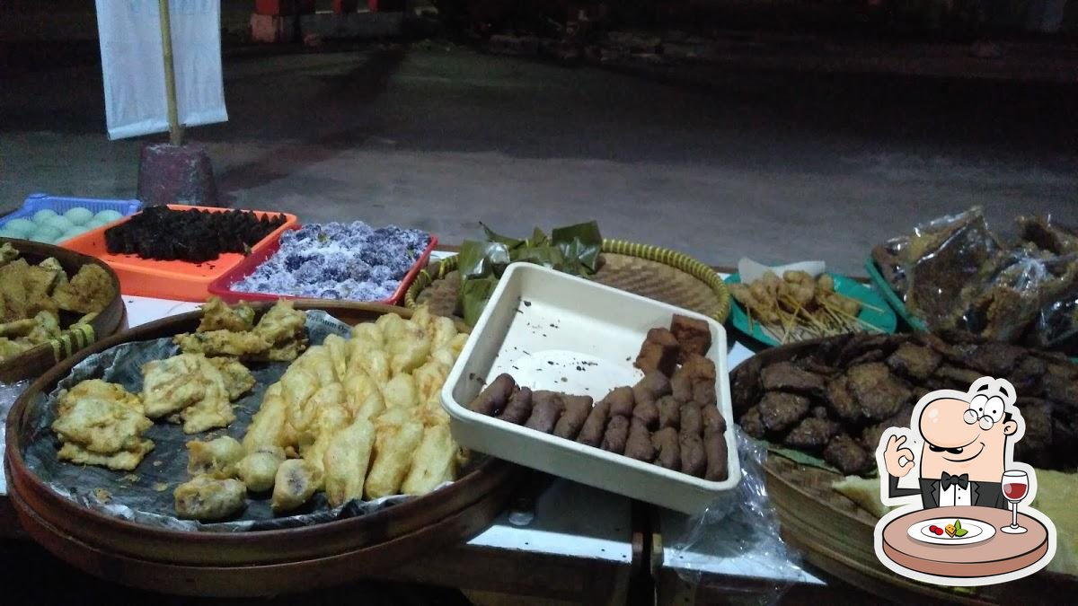 Café Pecel Dan Puli Tempe Mbah Tomejo, Semanu