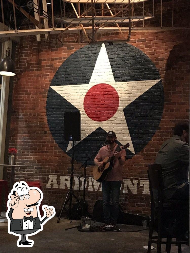 Aviator Bar in Montgomery - Restaurant menu and reviews
