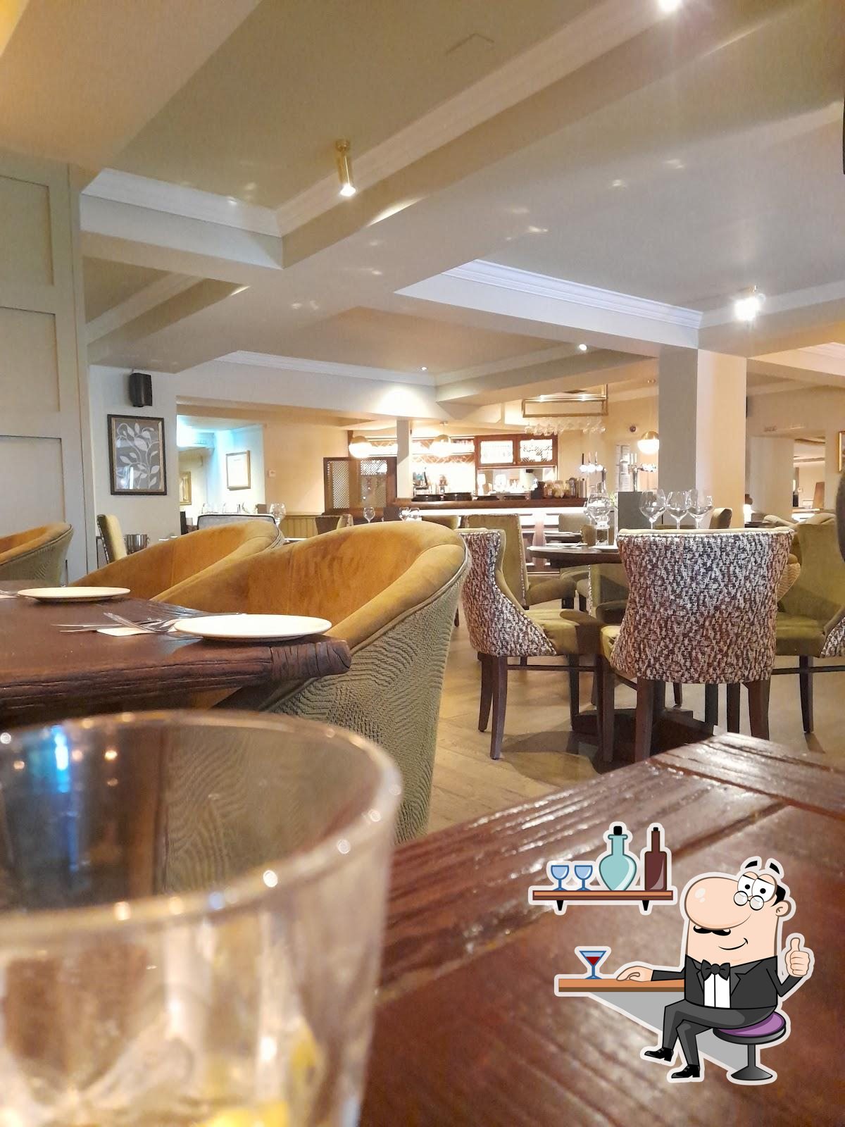 Cromwell Cottage Northampton, Northampton - Restaurant menu, prices and ...