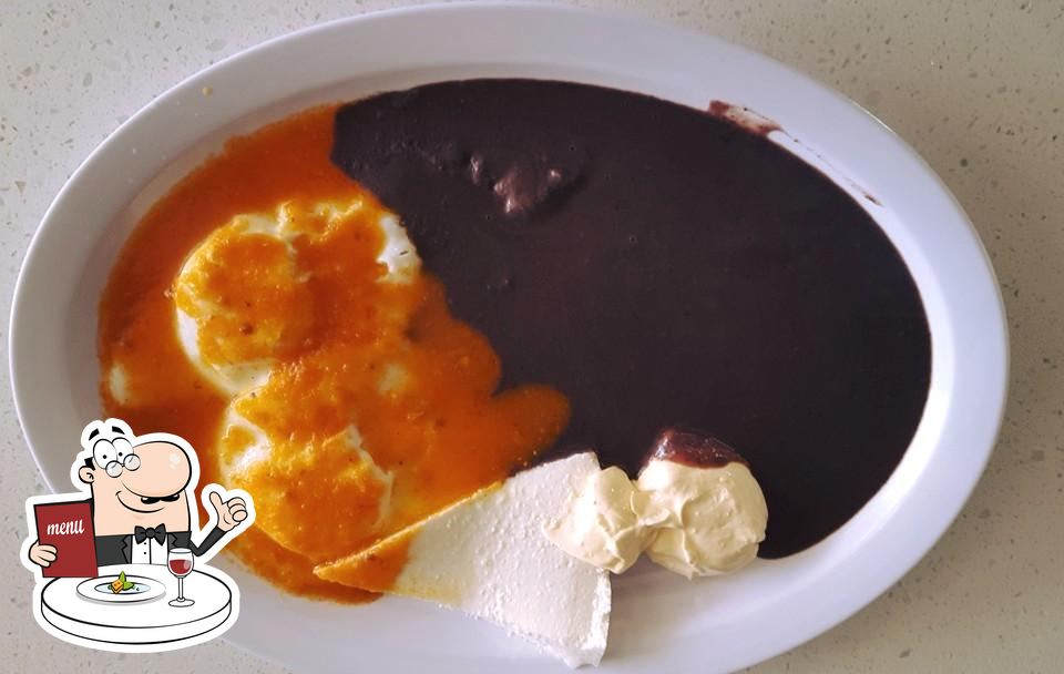 Universal Bakery on Geneva in Daly City - Restaurant menu and reviews