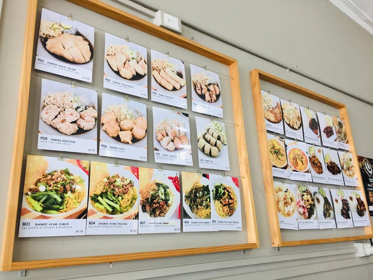 Menu at Famili Ria restaurant, Surrey Hills