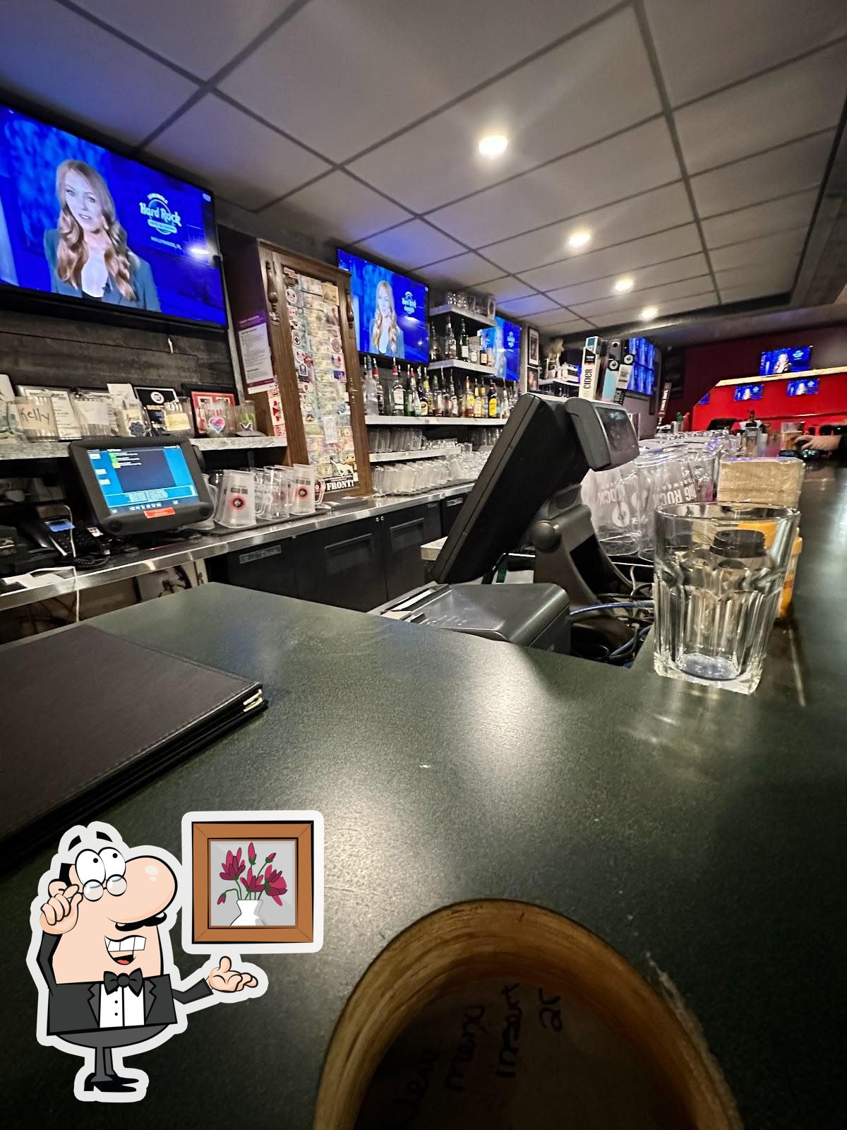 Mug Shotz Sports Bar & Grill, Calgary - Restaurant menu, prices and reviews