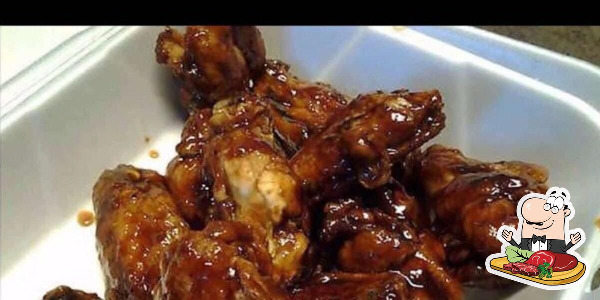 Wing Slingers, 7325 E Iliff Ave in Denver - Restaurant menu and reviews