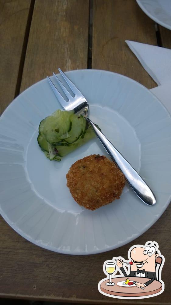 The Walnut Tree in Abergavenny - Restaurant menu and reviews