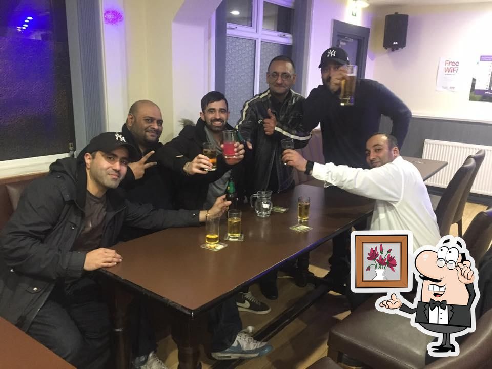 The Glassy Junction, 131 Willenhall Rd in Wolverhampton - Restaurant ...