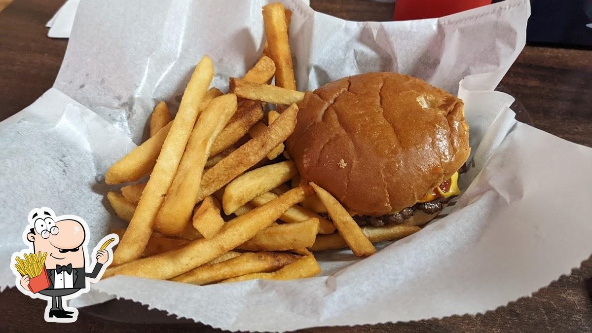 Millside Tavern in Saint Michael - Restaurant menu and reviews