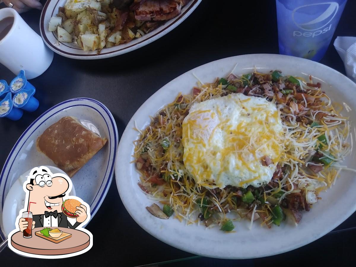 Mom's Family Diner, 4101 S Mingo Rd in Tulsa - Restaurant menu and reviews