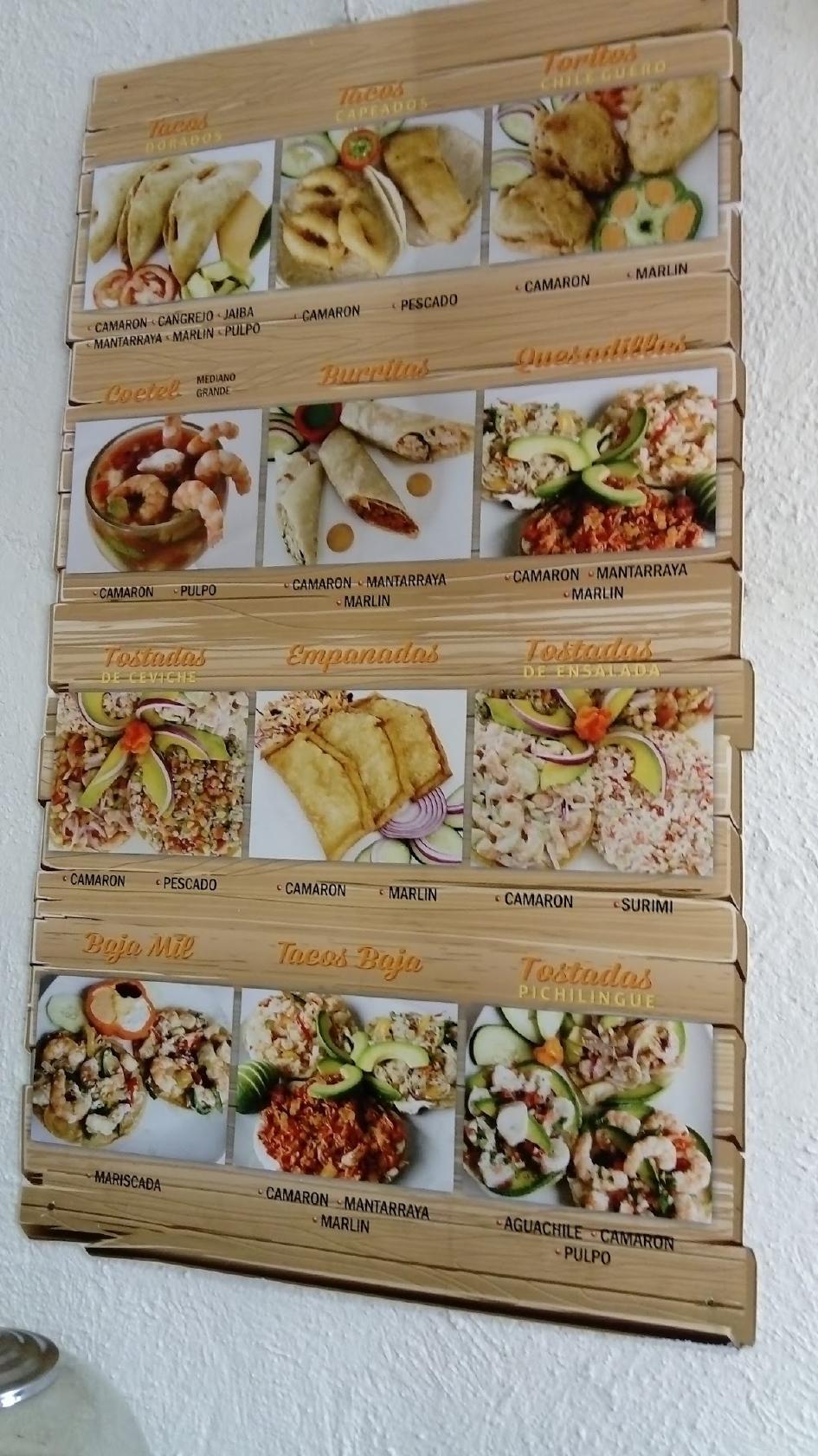 Menu at THE HAPPY FISH restaurant, Guadalajara, Calz. del Águila 878