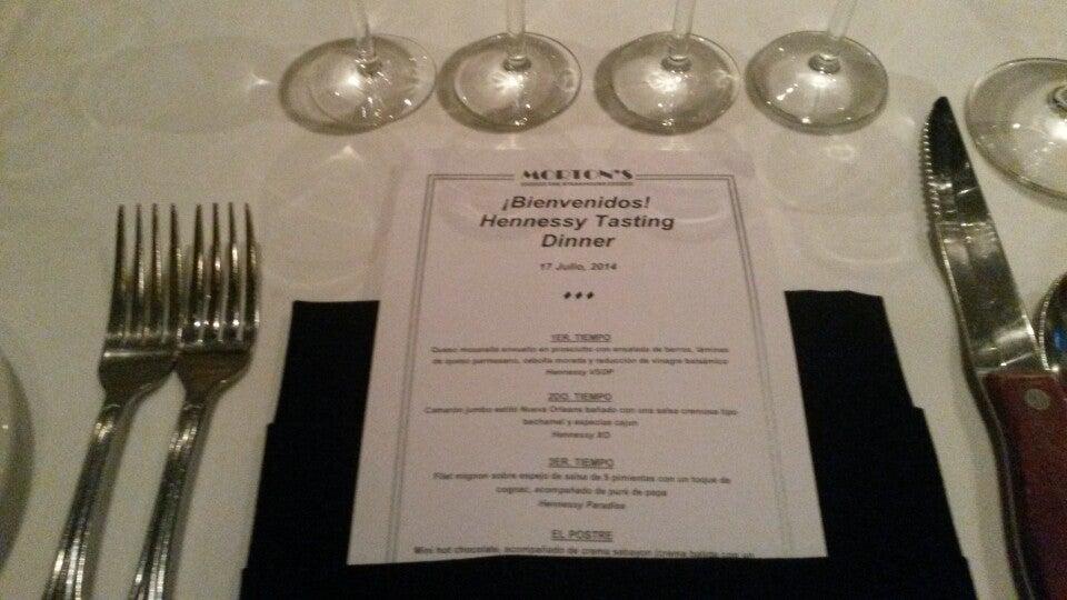 Menu at Morton's steakhouse, Ciudad López Mateos