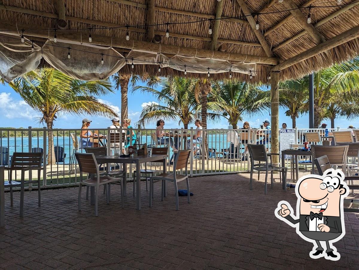 Blue Pointe Bar and Grill, Tequesta - Restaurant menu, prices and reviews