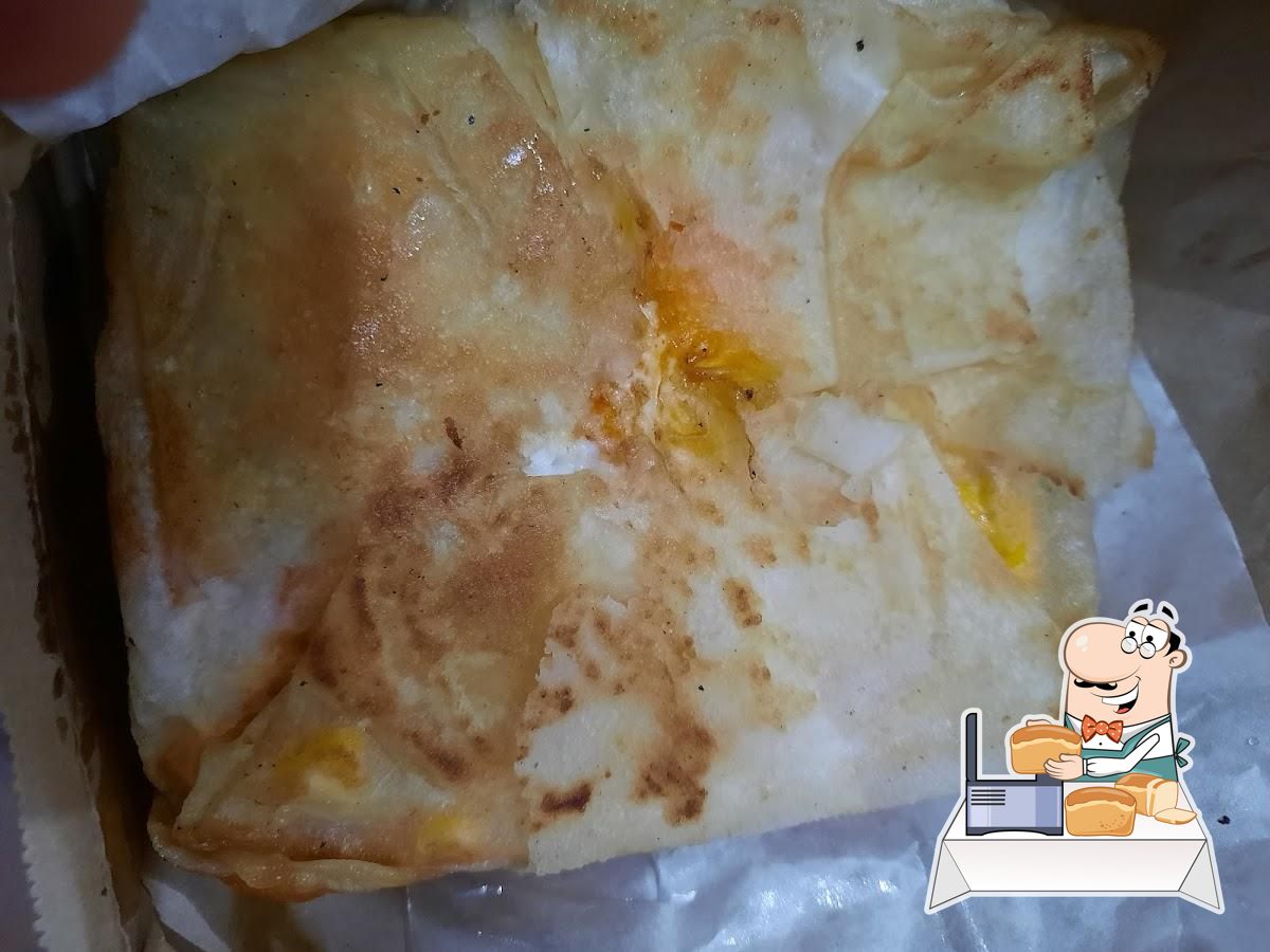 Lumpia Beef Sultan, Ponorogo - Restaurant reviews