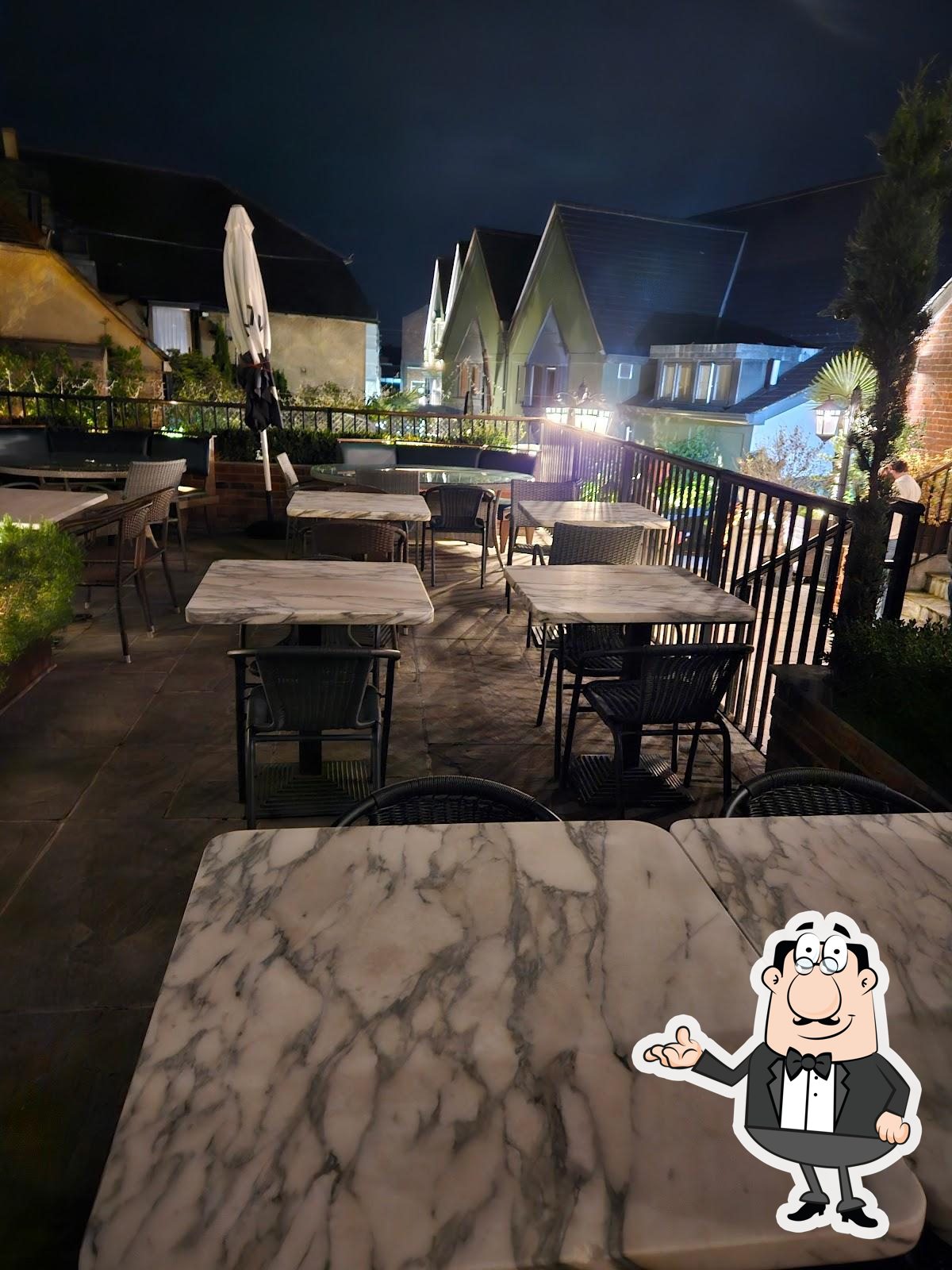 Pircio, Hockerill - Restaurant menu, prices and reviews