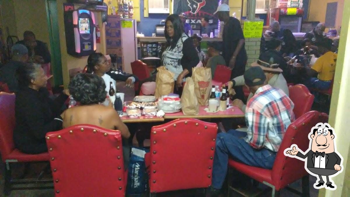 Chad's Sports Bars in Houston - Restaurant reviews