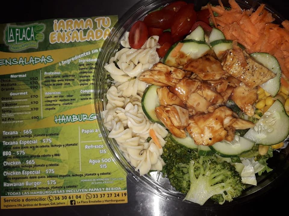 Menu at La Chapis Ensaladas y Hamburguesas restaurant, Mexico