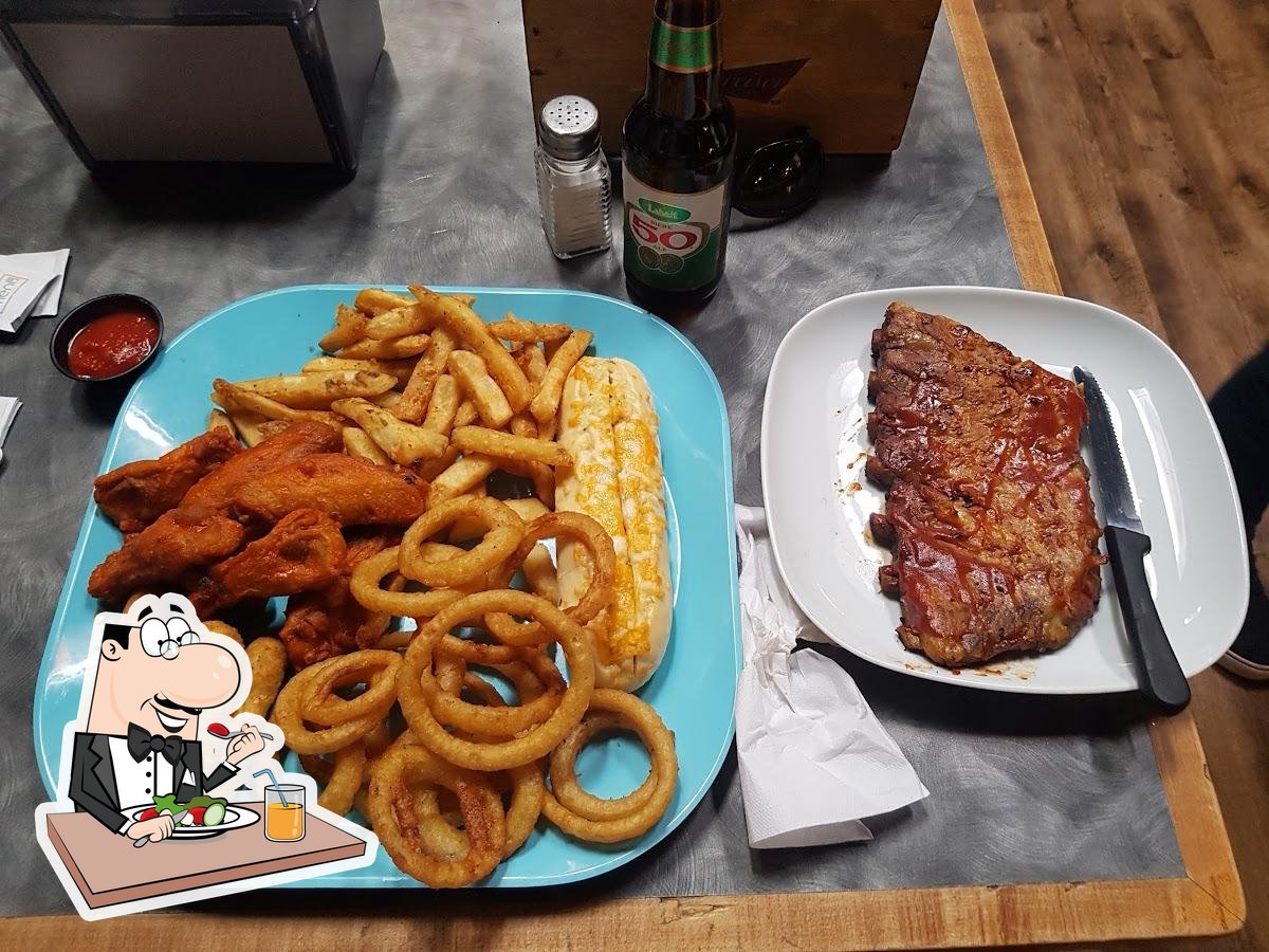 Touchdown Willy's Tap & Grill in Smithville - Restaurant menu and reviews