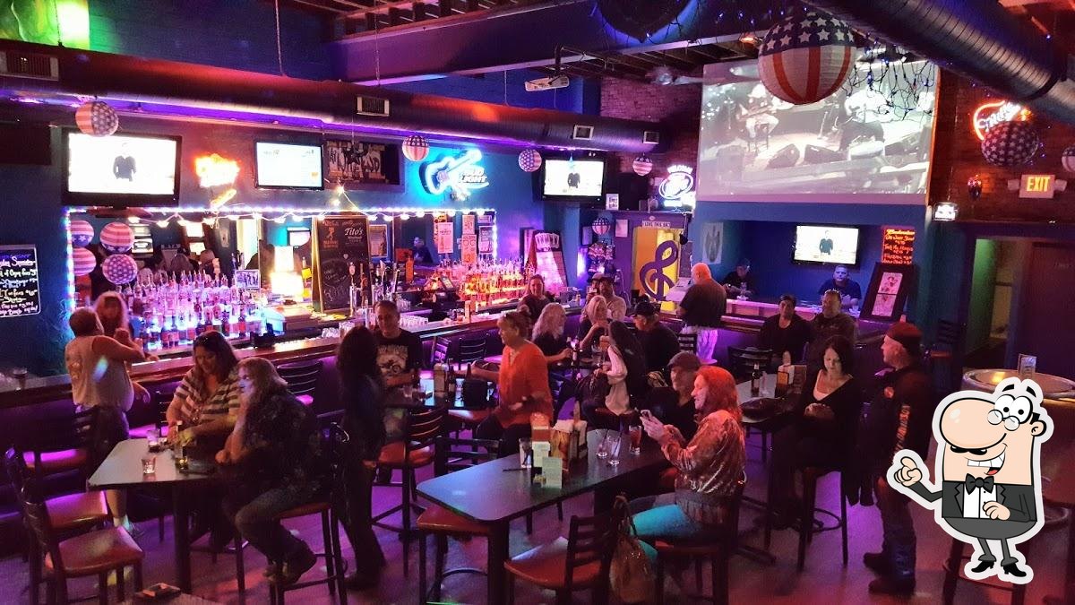 At Witz End, 38501 Lakeshore Blvd in Willoughby - Restaurant reviews