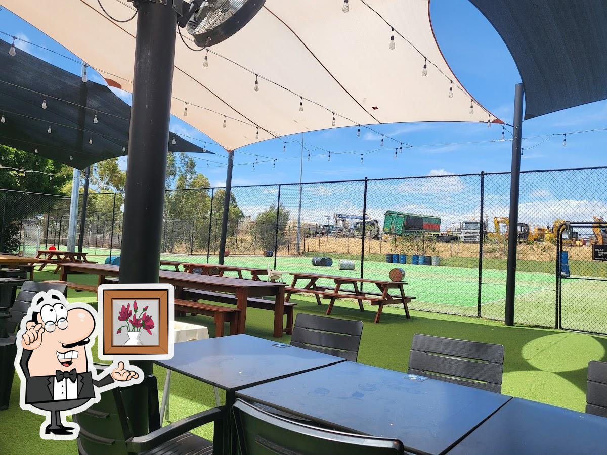 Roar Bar & Grill, Bibra Lake - Restaurant menu, prices and reviews