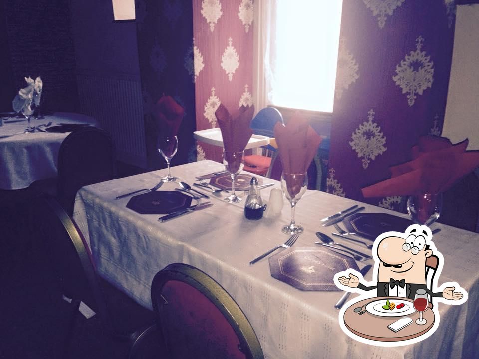 The Queens Hotel in Abertillery - Restaurant reviews