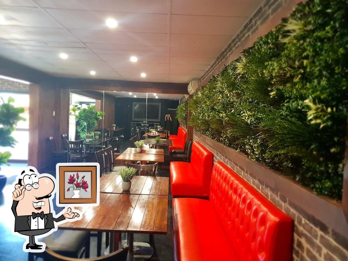 Filoz Cuisine in Strathpine - Restaurant menu and reviews