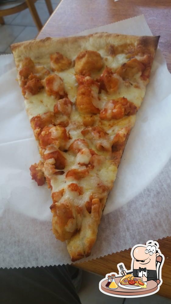 Lucy's Pizza in Ossining - Restaurant menu and reviews