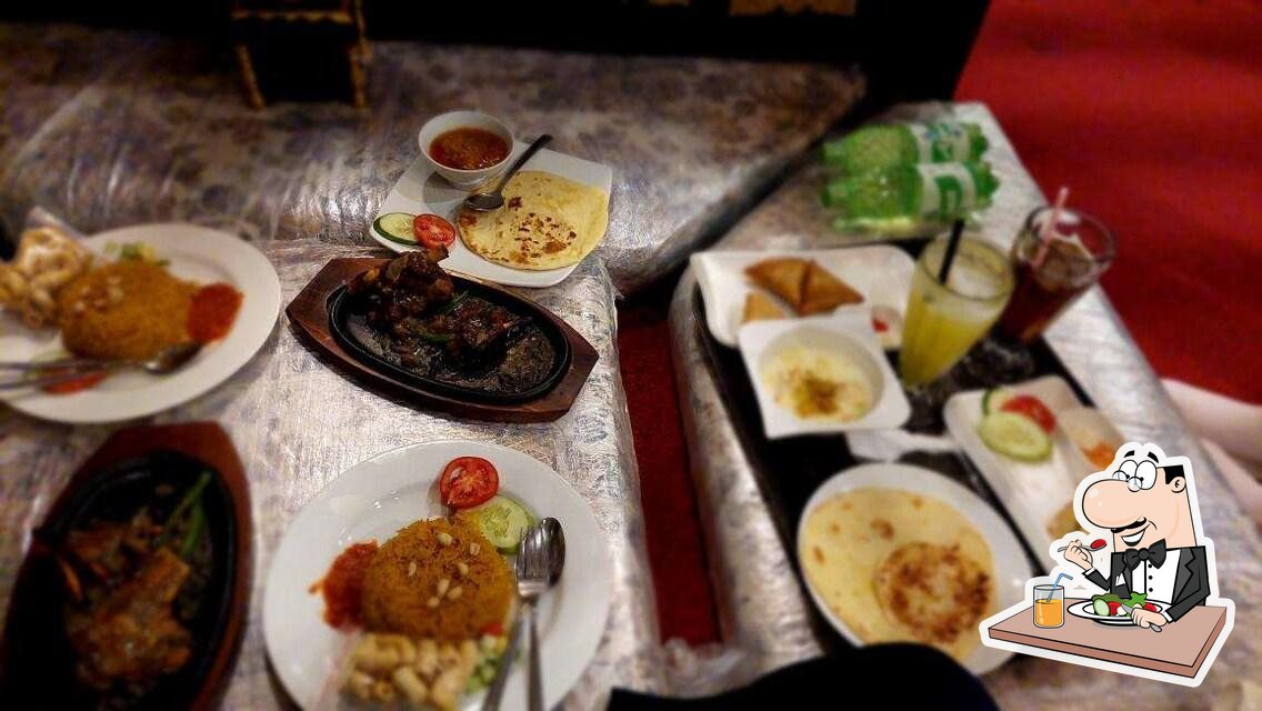 Ajwad Resto restaurant, Jakarta, Jl. Raya Condet No.50, RT.1/RW.3 ...