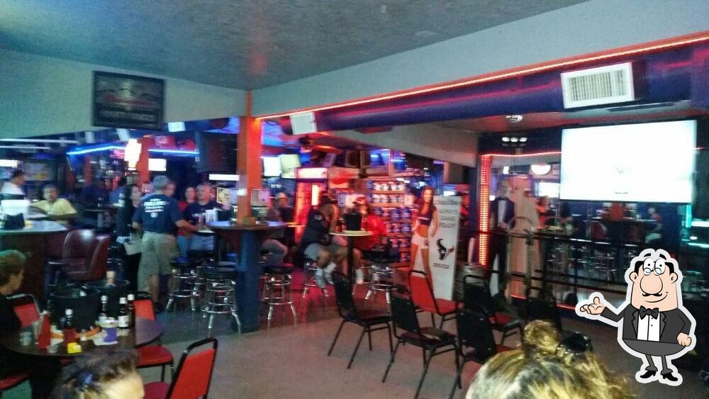 Ray Ray's Sports Bar in Houston - Restaurant reviews