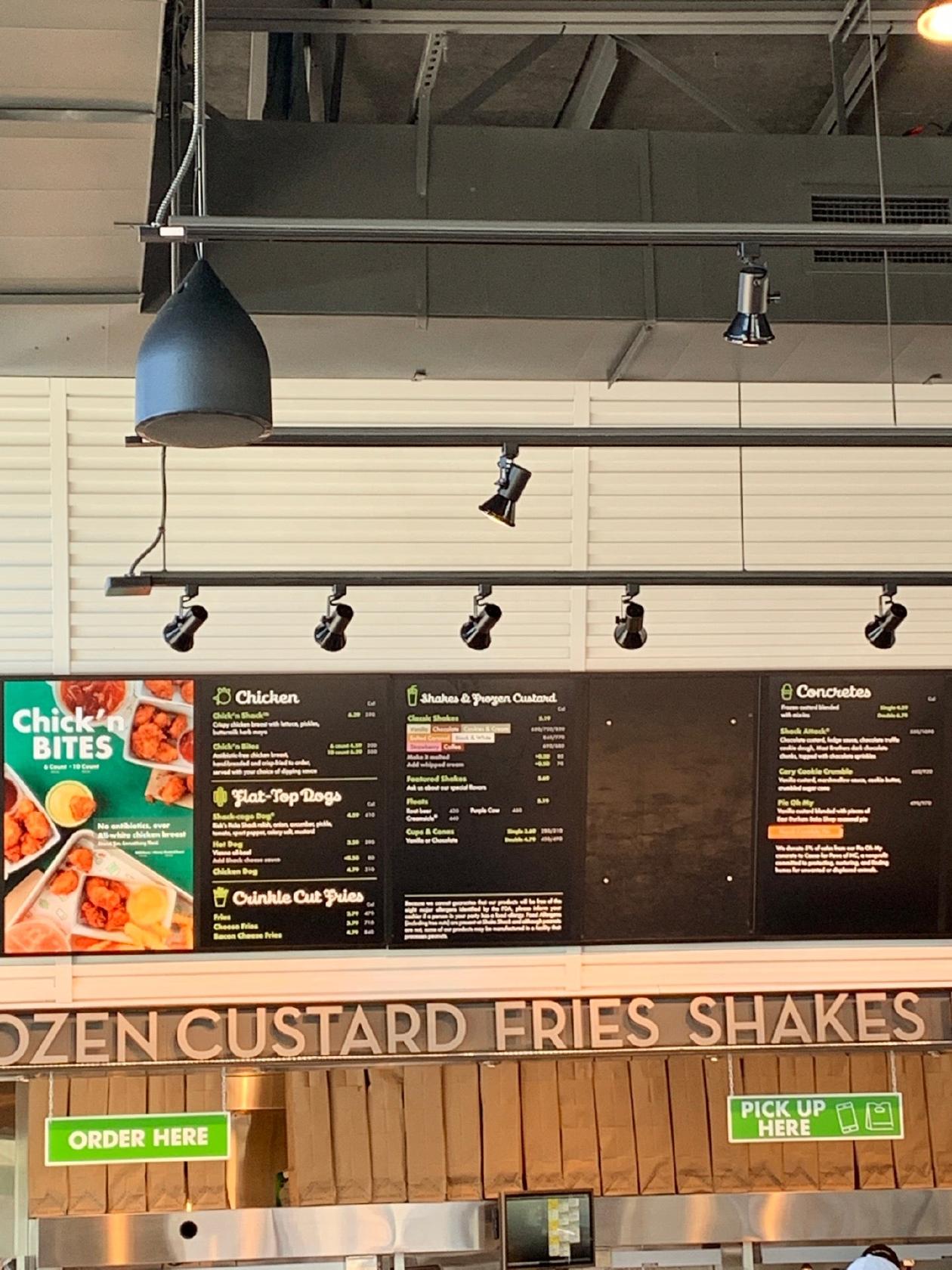 Carta de comida rápida Shake Shack Waverly Place, Cary