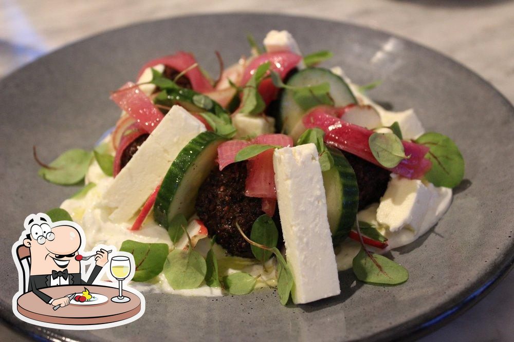 The Watch Rooftop Kitchen and Spirits in Charleston - Restaurant reviews