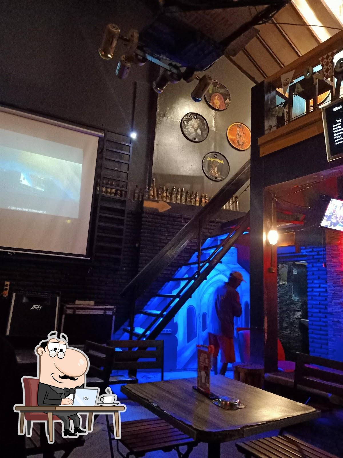 Lucifer pub & bar, Yogyakarta - Restaurant reviews