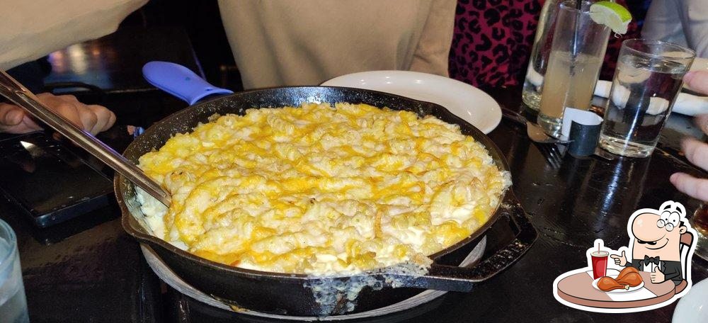 Frontier in Chicago - Restaurant menu and reviews
