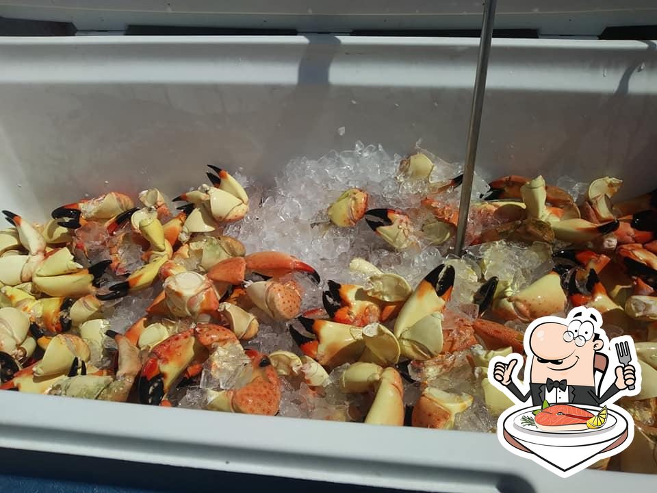 Pirate Seafood, 3214 Flagler Ave in Key West - Restaurant menu and reviews