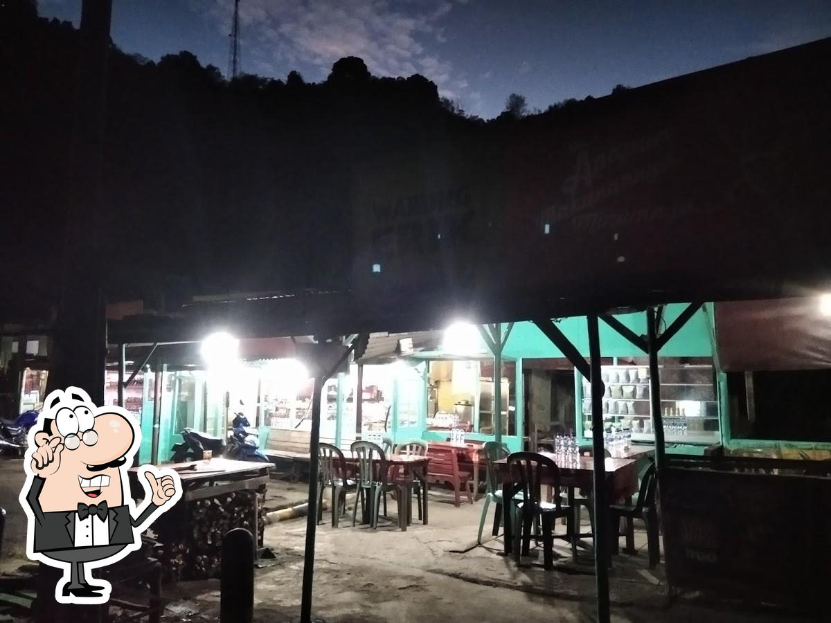 Warung puncak trail adventure cafe, Ciloto - Restaurant reviews