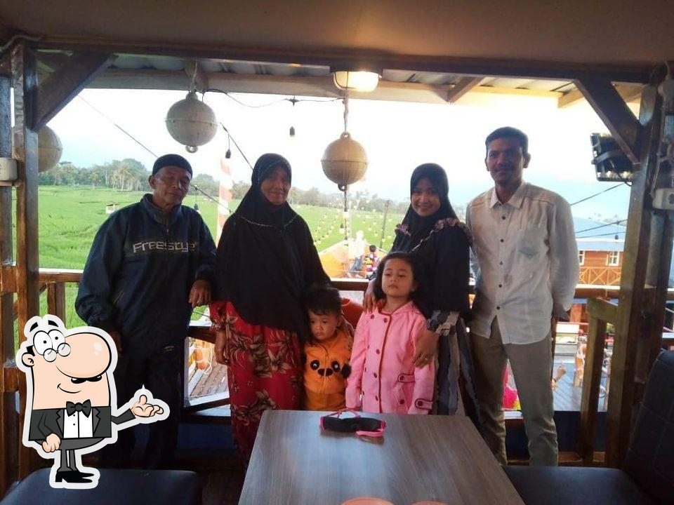 Dangau Sawah Tangah Chantha cafe, Baringin - Restaurant reviews