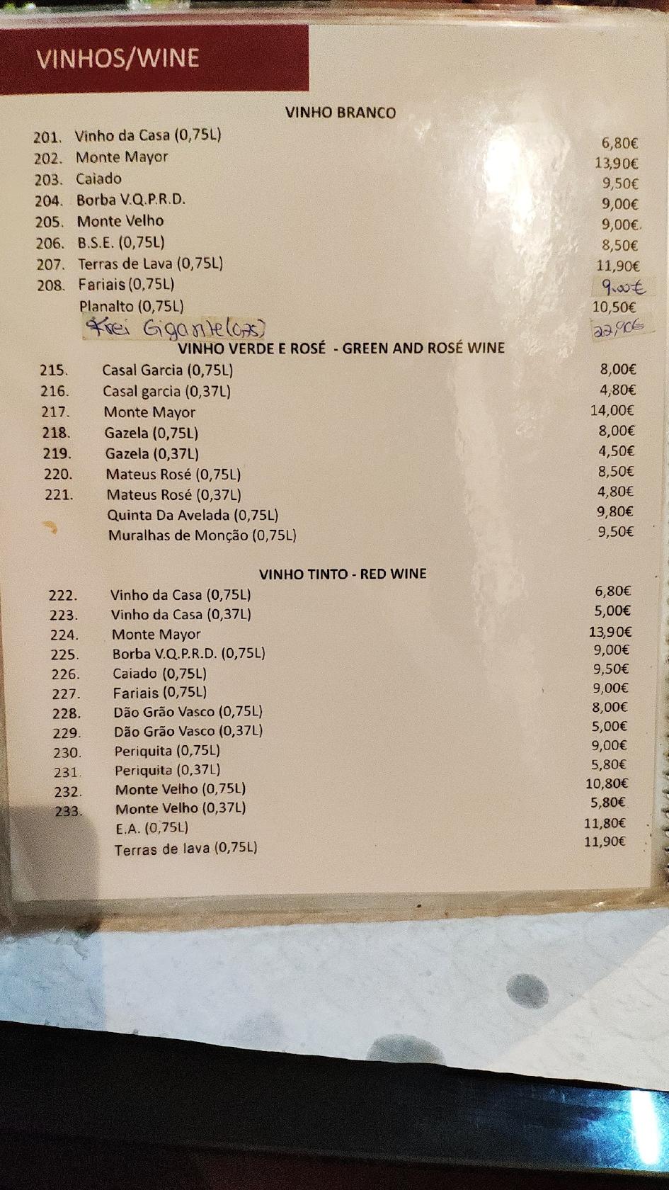 Menu em Musaxi restaurante, Ponta Delgada